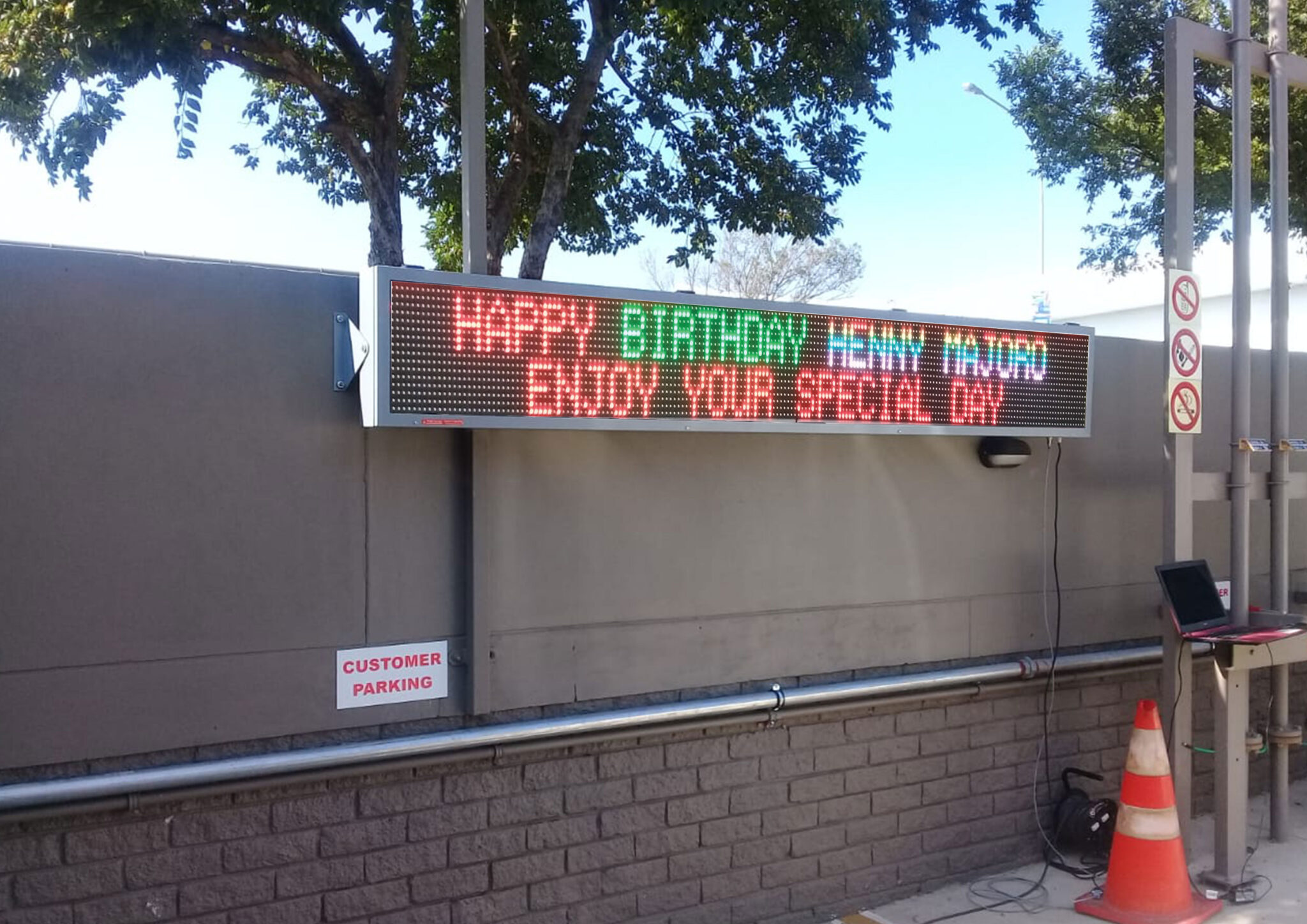 LED Text Displays - Polycomp Technologies (Pty) Ltd