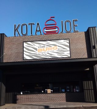 Leaders in LED Displays - Polycomp Technologies